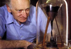 Dropping in on the Australian Pitch Drop Experiment – Improbable Research